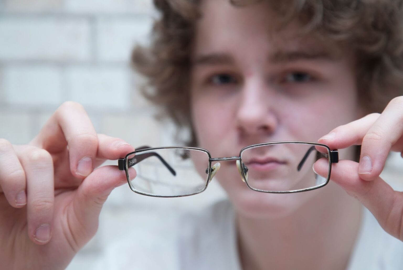Myopia vs Hyperopia: What’s the Difference?